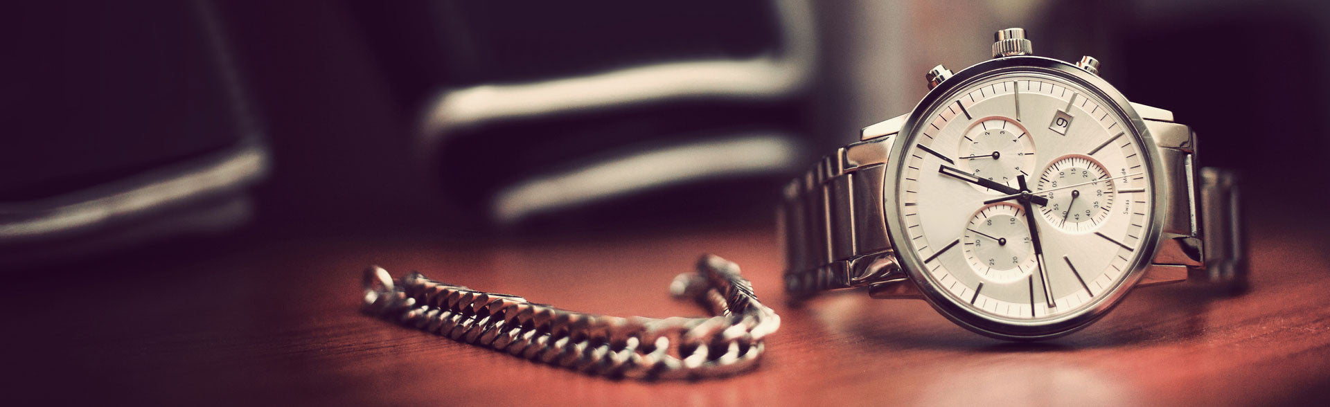 Louis Frey Uhren und Bijouterie Basel